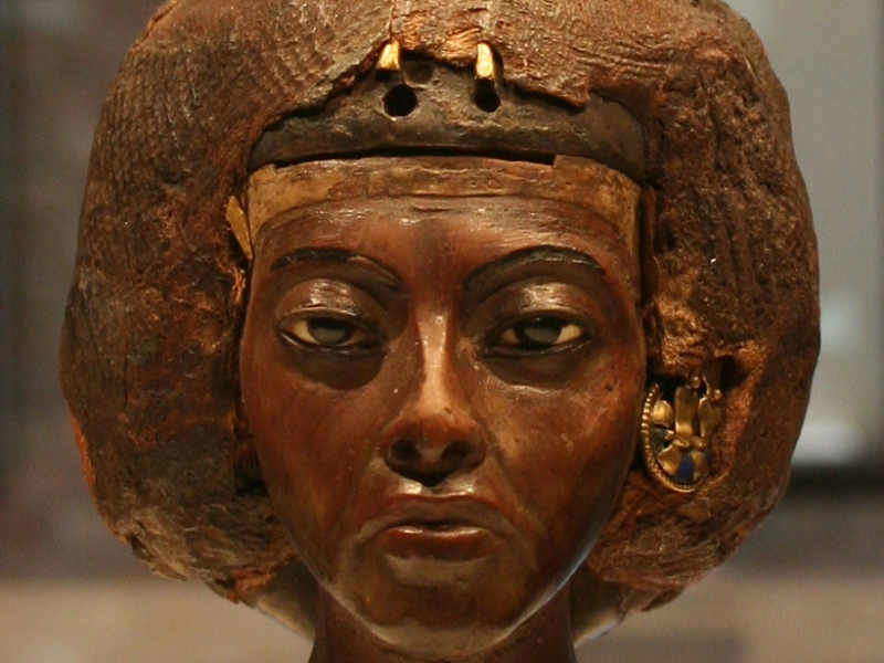 This Powerful Queen Helped Her Husband Rule | PushBlack